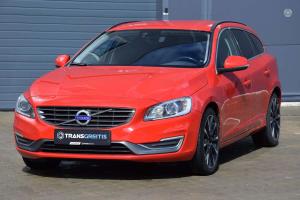 Red Volvo V60 2014 in Vilnius, with an engine capacity of 1.98 L and mileage of 296 thousand km for 6999 €, photo 6 on AUTOMOTO.COM.LV