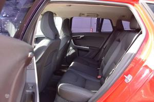 Red Volvo V60 2014 in Vilnius, with an engine capacity of 1.98 L and mileage of 296 thousand km for 6999 €, photo 22 on AUTOMOTO.COM.LV