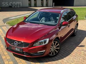 Sarkans Volvo V60 2015 Rīga, ar dzinēja tilpumu 2.40 L un nobraukumu 194 tūkst. km par 12300 €, foto 12 vietnē AUTOMOTO.COM.LV