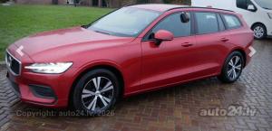 Sarkans Volvo V60 2019 Tallina, ar dzinēja tilpumu 2.00 L un nobraukumu 207 tūkst. km par 15900 €, foto  vietnē AUTOMOTO.COM.LV