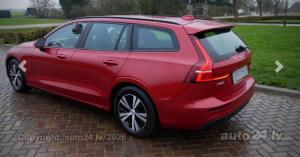 Sarkans Volvo V60 2019 Tallina, ar dzinēja tilpumu 2.00 L un nobraukumu 207 tūkst. km par 15900 €, foto 4 vietnē AUTOMOTO.COM.LV