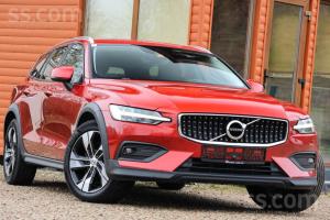 Sarkans Volvo V60 2019 Tukums, ar dzinēja tilpumu 2.00 L un nobraukumu 170 tūkst. km par 100 €, foto  vietnē AUTOMOTO.COM.LV