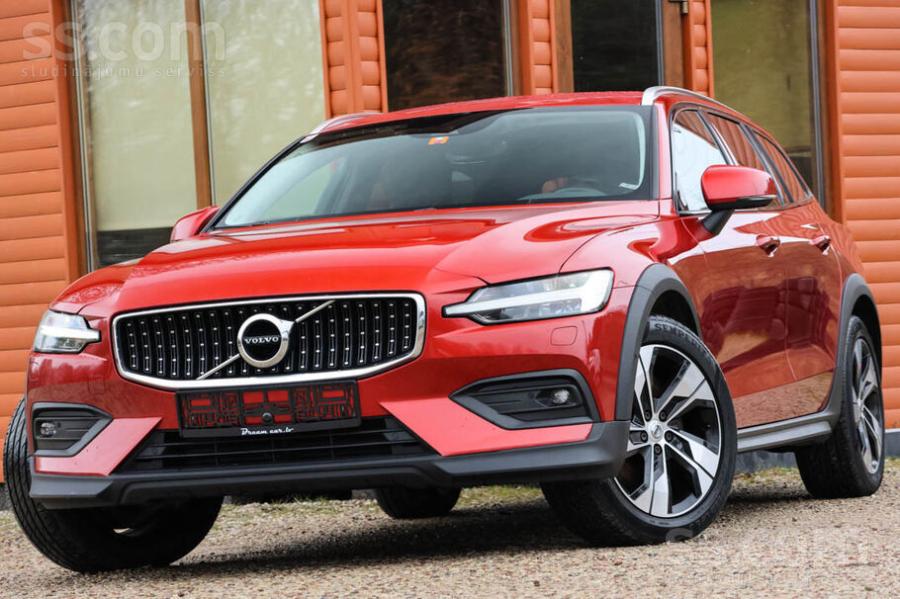 Sarkans Volvo V60 2019 Tukums, ar dzinēja tilpumu 2.00 L un nobraukumu 170 tūkst. km par 100 €, foto 3 vietnē AUTOMOTO.COM.LV