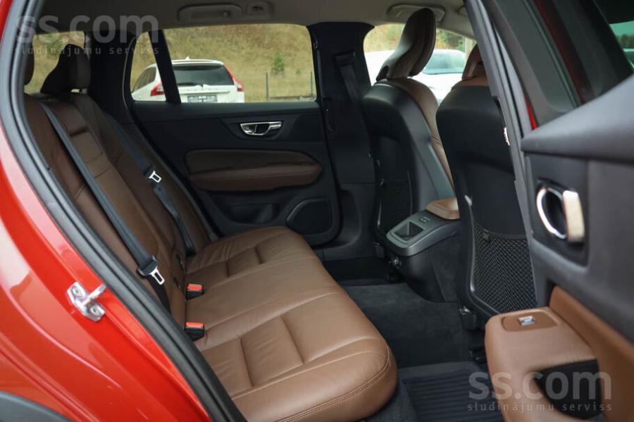 Sarkans Volvo V60 2019 Tukums, ar dzinēja tilpumu 2.00 L un nobraukumu 170 tūkst. km par 100 €, foto 10 vietnē AUTOMOTO.COM.LV