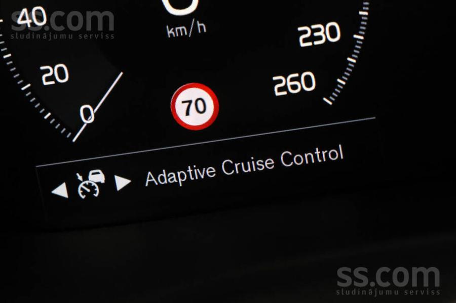 Sarkans Volvo V60 2019 Tukums, ar dzinēja tilpumu 2.00 L un nobraukumu 170 tūkst. km par 100 €, foto 13 vietnē AUTOMOTO.COM.LV