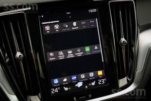 Sarkans Volvo V60 2019 Tukums, ar dzinēja tilpumu 2.00 L un nobraukumu 170 tūkst. km par 100 €, foto 18 vietnē AUTOMOTO.COM.LV