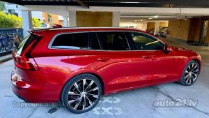 Красный Вольво B60 2019 в Таллин, объемом двигателя 2.00 л и пробегом 75 тыс. км за 24500 €, фото 7 на AUTOMOTO.COM.LV