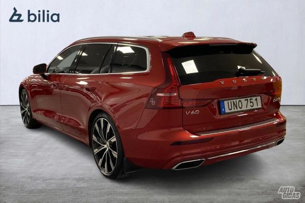 Sarkans Volvo V60 2020 Kauņa, ar dzinēja tilpumu 0.00 L un nobraukumu 71 tūkst. km par 34498 €, foto 2 vietnē AUTOMOTO.COM.LV