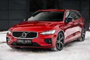 Red Volvo V60 2020 in Siauliai, with an engine capacity of 1.97 L and mileage of 245 thousand km for 18500 €, photo 3 on AUTOMOTO.COM.LV