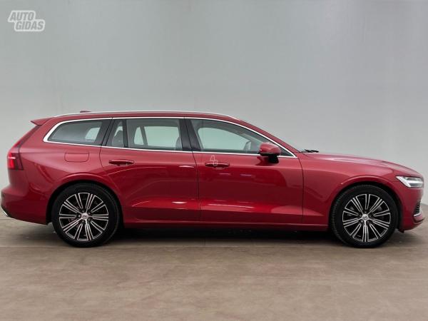 Sarkans Volvo V60 2021 Kauņa, ar dzinēja tilpumu 0.00 L un nobraukumu 37 tūkst. km par 34284 €, foto 8 vietnē AUTOMOTO.COM.LV