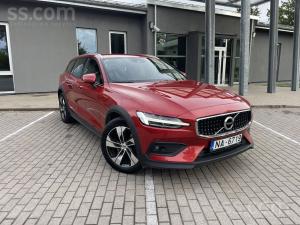 Sarkans Volvo V60 2021 Jūrmala, ar dzinēja tilpumu 2.00 L un nobraukumu 109 tūkst. km par 30490 €, foto 3 vietnē AUTOMOTO.COM.LV