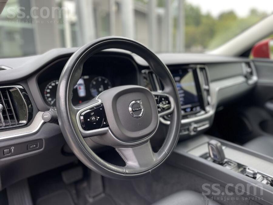 Sarkans Volvo V60 2021 Jūrmala, ar dzinēja tilpumu 2.00 L un nobraukumu 109 tūkst. km par 30490 €, foto 12 vietnē AUTOMOTO.COM.LV