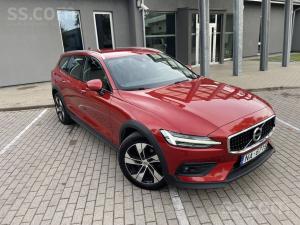 Sarkans Volvo V60 2021 Jūrmala, ar dzinēja tilpumu 2.00 L un nobraukumu 109 tūkst. km par 30490 €, foto  vietnē AUTOMOTO.COM.LV