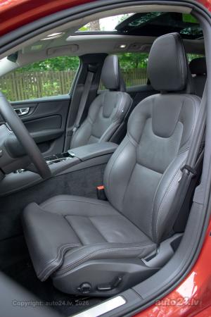 Sarkans Volvo V60 2022 Tallina, ar dzinēja tilpumu 2.00 L un nobraukumu 107 tūkst. km par 36990 €, foto 11 vietnē AUTOMOTO.COM.LV