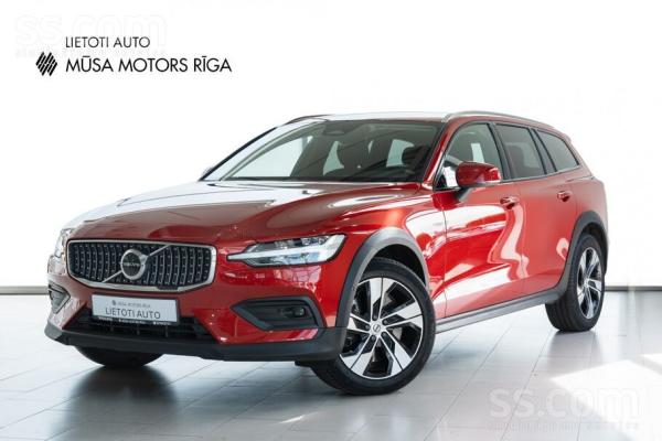 Sarkans Volvo V60 2022 Rīga, ar dzinēja tilpumu 2.00 L un nobraukumu 48 tūkst. km par 28900 €, foto  vietnē AUTOMOTO.COM.LV