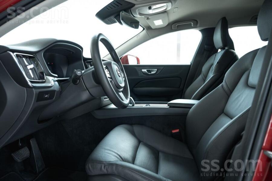 Sarkans Volvo V60 2022 Rīga, ar dzinēja tilpumu 2.00 L un nobraukumu 48 tūkst. km par 28900 €, foto 8 vietnē AUTOMOTO.COM.LV
