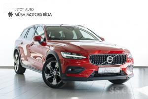 Sarkans Volvo V60 2022 Rīga, ar dzinēja tilpumu 2.00 L un nobraukumu 48 tūkst. km par 28900 €, foto 10 vietnē AUTOMOTO.COM.LV