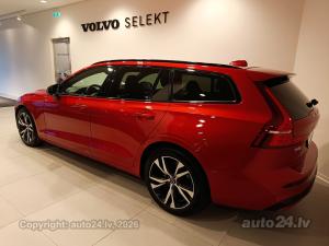 Red Volvo V60 2023 in Tallinn, with an engine capacity of 2.00 L and mileage of 64 thousand km for 35990 €, photo 3 on AUTOMOTO.COM.LV
