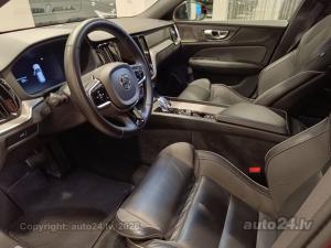 Red Volvo V60 2023 in Tallinn, with an engine capacity of 2.00 L and mileage of 64 thousand km for 35990 €, photo 8 on AUTOMOTO.COM.LV