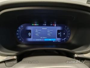 Red Volvo V60 2023 in Tallinn, with an engine capacity of 2.00 L and mileage of 64 thousand km for 35990 €, photo 12 on AUTOMOTO.COM.LV