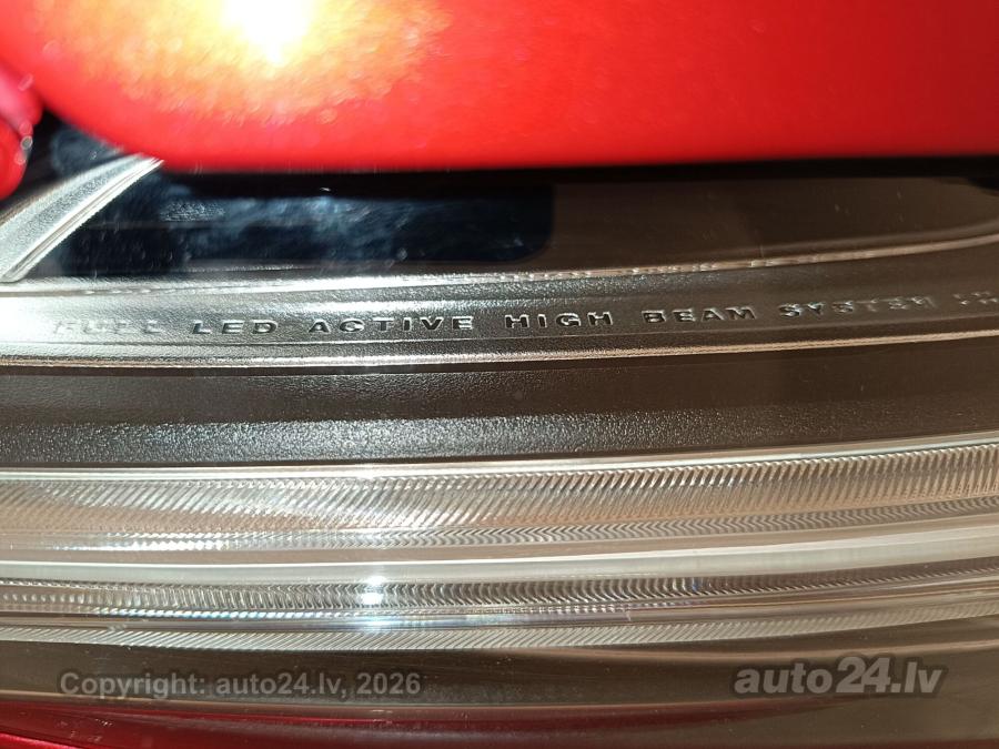 Red Volvo V60 2023 in Tallinn, with an engine capacity of 2.00 L and mileage of 64 thousand km for 35990 €, photo 27 on AUTOMOTO.COM.LV