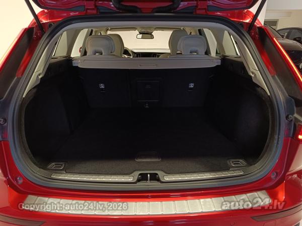 Volvo V60 2024 Tallina vietnē Sarkans Volvo V60 2024 Tallina, ar dzinēja tilpumu 2.00 L un nobraukumu 66 tūkst. km par 34990 €, foto 7 vietnē AUTOMOTO.COM.LV