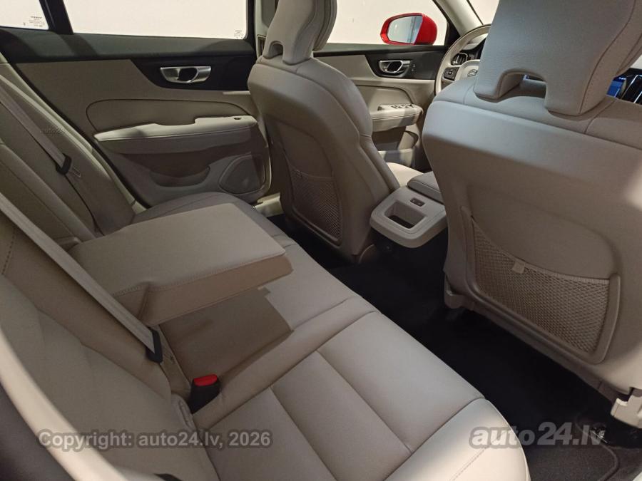 Red Volvo V60 2024 in Tallinn, with an engine capacity of 2.00 L and mileage of 66 thousand km for 34990 €, photo 11 on AUTOMOTO.COM.LV