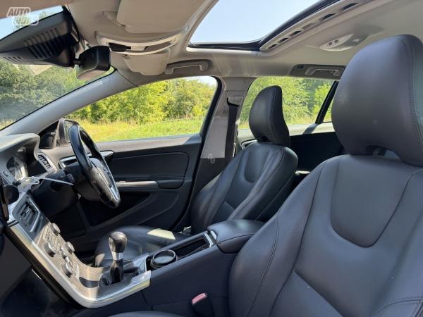 Volvo V60 2014 Kauņa, ar dzinēja tilpumu 2.00 L un nobraukumu 191 tūkst. km par 2950 €, foto 6 vietnē AUTOMOTO.COM.LV