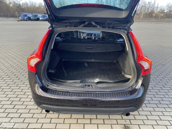 Volvo V60 2011 in Marijampole, with an engine capacity of 1.60 L and mileage of 146 thousand km for 5550 €, photo 9 on AUTOMOTO.COM.LV
