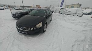 Volvo V60 2011 in Vilnius, with an engine capacity of 2.00 L and mileage of 230 thousand km for 5700 €, photo 3 on AUTOMOTO.COM.LV