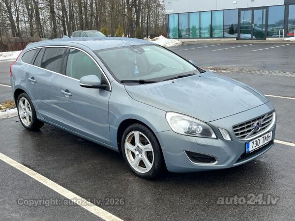 Volvo V60 2011 Tartu, ar dzinēja tilpumu 2.40 L un nobraukumu 313 tūkst. km par 6200 €, foto 2 vietnē AUTOMOTO.COM.LV