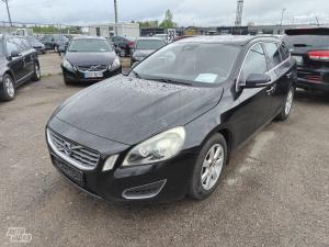 Volvo V60 2011 in Kaunas, with an engine capacity of 1.60 L and mileage of 247 thousand km for 4750 €, photo  on AUTOMOTO.COM.LV