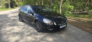 Volvo V60 2011 Pakruojis, ar dzinēja tilpumu 1.60 L un nobraukumu 335 tūkst. km par 4000 €, foto 3 vietnē AUTOMOTO.COM.LV