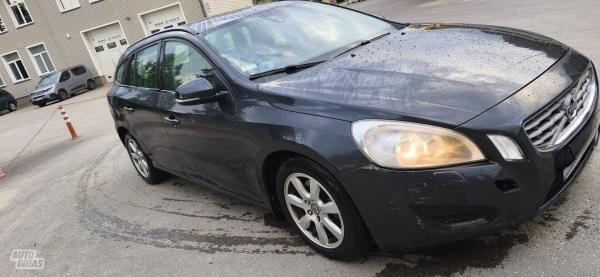 Volvo V60 2011 Viļņa, ar dzinēja tilpumu 2.00 L un nobraukumu 589 tūkst. km par 2600 €, foto 1 vietnē AUTOMOTO.COM.LV