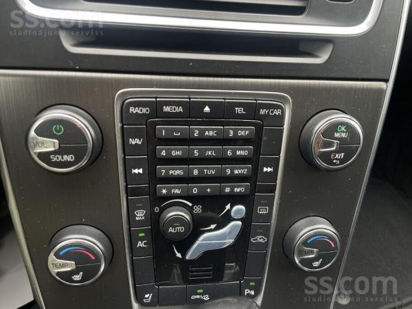 Volvo V60 2011 Rīga, ar dzinēja tilpumu 2.00 L un nobraukumu 0 tūkst. km par 4900 €, foto 9 vietnē AUTOMOTO.COM.LV