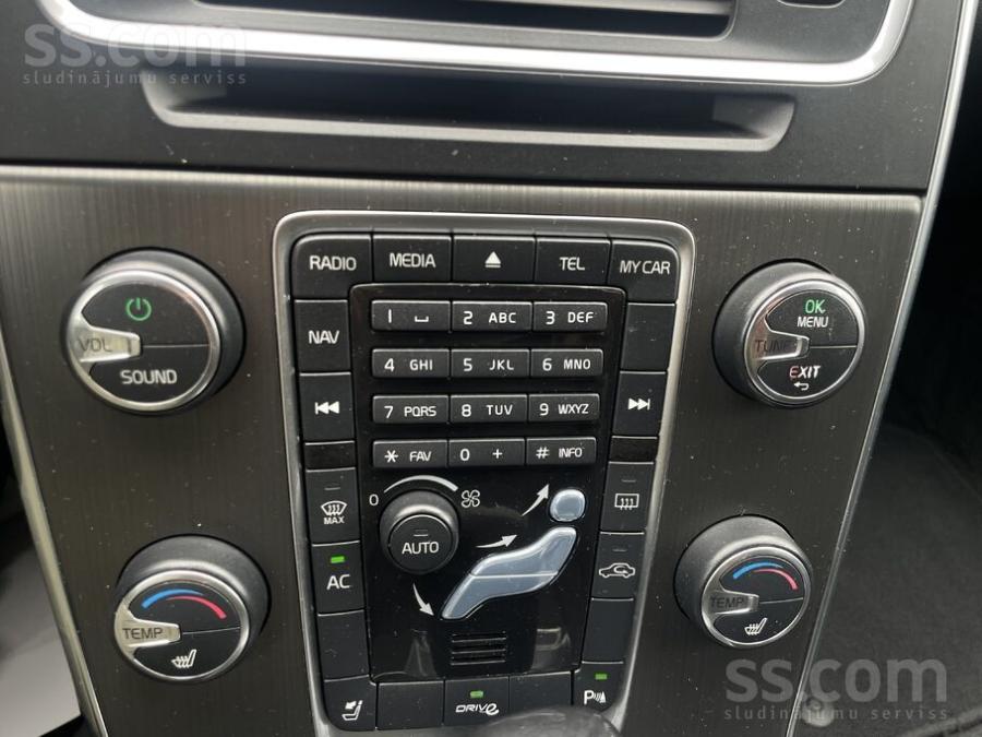 Volvo V60 2011 in Riga, with an engine capacity of 2.00 L and mileage of 0 thousand km for 4900 €, photo 10 on AUTOMOTO.COM.LV