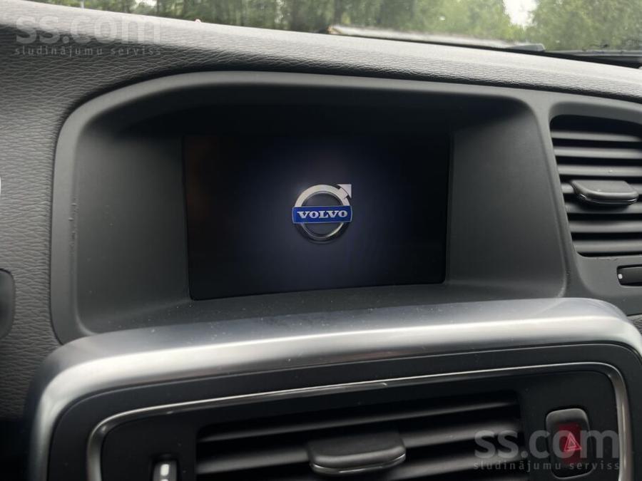 Volvo V60 2011 in Riga, with an engine capacity of 2.00 L and mileage of 0 thousand km for 4900 €, photo 15 on AUTOMOTO.COM.LV