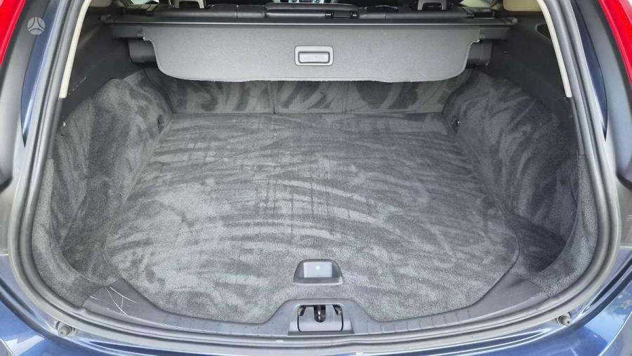 Volvo V60 2011 Kauņa, ar dzinēja tilpumu 2.00 L un nobraukumu 335 tūkst. km par 4850 €, foto 13 vietnē AUTOMOTO.COM.LV