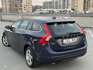 Volvo V60 2011 Viļņa, ar dzinēja tilpumu 1.98 L un nobraukumu 274 tūkst. km par 4350 €, foto 8 vietnē AUTOMOTO.COM.LV
