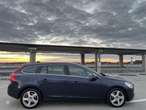 Volvo V60 2011 Viļņa, ar dzinēja tilpumu 1.98 L un nobraukumu 274 tūkst. km par 4350 €, foto 11 vietnē AUTOMOTO.COM.LV