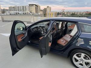 Volvo V60 2011 Viļņa, ar dzinēja tilpumu 1.98 L un nobraukumu 274 tūkst. km par 4350 €, foto 26 vietnē AUTOMOTO.COM.LV