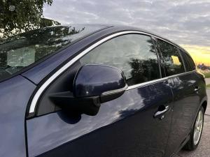 Volvo V60 2011 Viļņa, ar dzinēja tilpumu 1.98 L un nobraukumu 274 tūkst. km par 4350 €, foto 28 vietnē AUTOMOTO.COM.LV