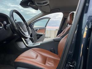 Volvo V60 2011 Viļņa, ar dzinēja tilpumu 1.98 L un nobraukumu 274 tūkst. km par 4350 €, foto 35 vietnē AUTOMOTO.COM.LV