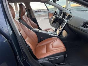 Volvo V60 2011 Viļņa, ar dzinēja tilpumu 1.98 L un nobraukumu 274 tūkst. km par 4350 €, foto 42 vietnē AUTOMOTO.COM.LV