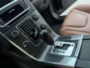 Volvo V60 2011 Viļņa, ar dzinēja tilpumu 1.98 L un nobraukumu 274 tūkst. km par 4350 €, foto 49 vietnē AUTOMOTO.COM.LV