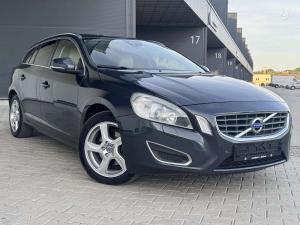 Volvo V60 2011 Viļņa, ar dzinēja tilpumu 1.98 L un nobraukumu 260 tūkst. km par 5450 €, foto  vietnē AUTOMOTO.COM.LV