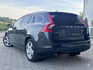 Вольво B60 2011 в Вильнюс, объемом двигателя 1.98 л и пробегом 260 тыс. км за 5450 €, фото 11 на AUTOMOTO.COM.LV