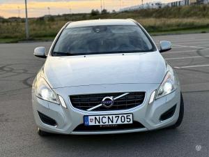 Вольво B60 2011 в Шяуляй, объемом двигателя 1.56 л и пробегом 327 тыс. км за 4400 €, фото 6 на AUTOMOTO.COM.LV