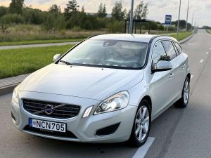 Вольво B60 2011 в Шяуляй, объемом двигателя 1.56 л и пробегом 327 тыс. км за 4400 €, фото 15 на AUTOMOTO.COM.LV