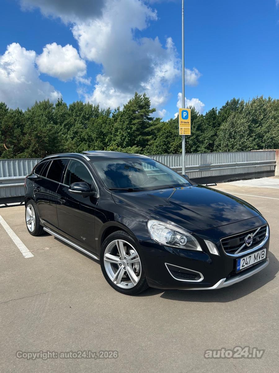 Volvo V60 2011 Tallina, ar dzinēja tilpumu 2.40 L un nobraukumu 235 tūkst. km par 8400 €, foto 1 vietnē AUTOMOTO.COM.LV